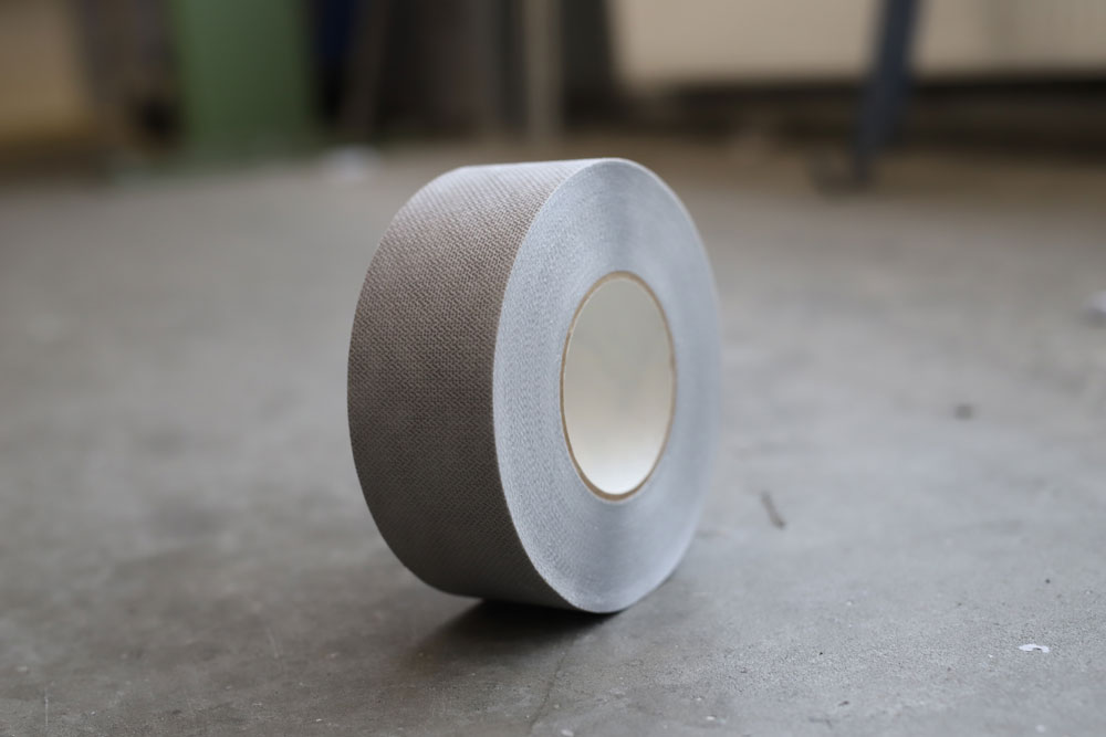 DAFA paint and plaster tape with split-liner for airtight seal